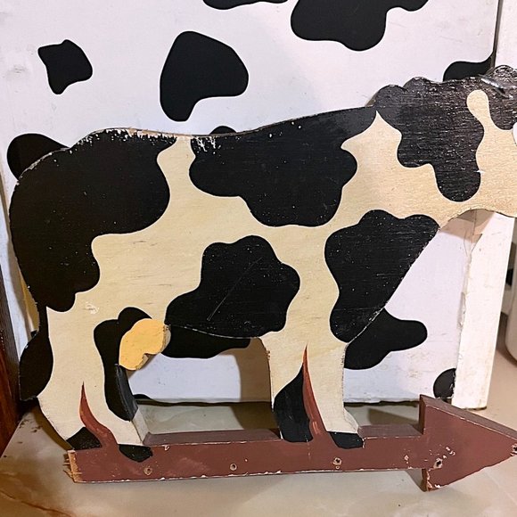 Wall Decor | Vintage Black And White Cow Roams Here Wood Wall Sign 1987 ...